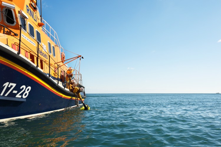 Angling search and rescue training exercise with Torbay RNLI, coastal ...